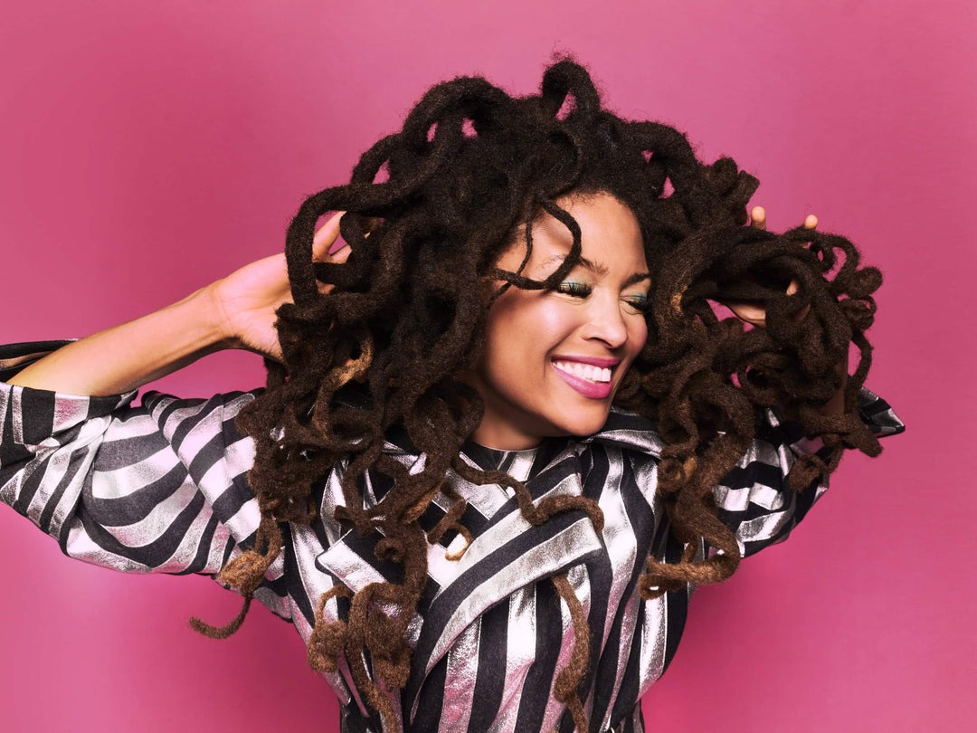 Valerie June Casts a Spell with ‘Owls, Omens and Oracles’ - The High Note